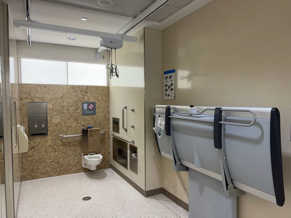 18 Airports in the USA That Have Adult Changing Tables - Wheelchair Travel